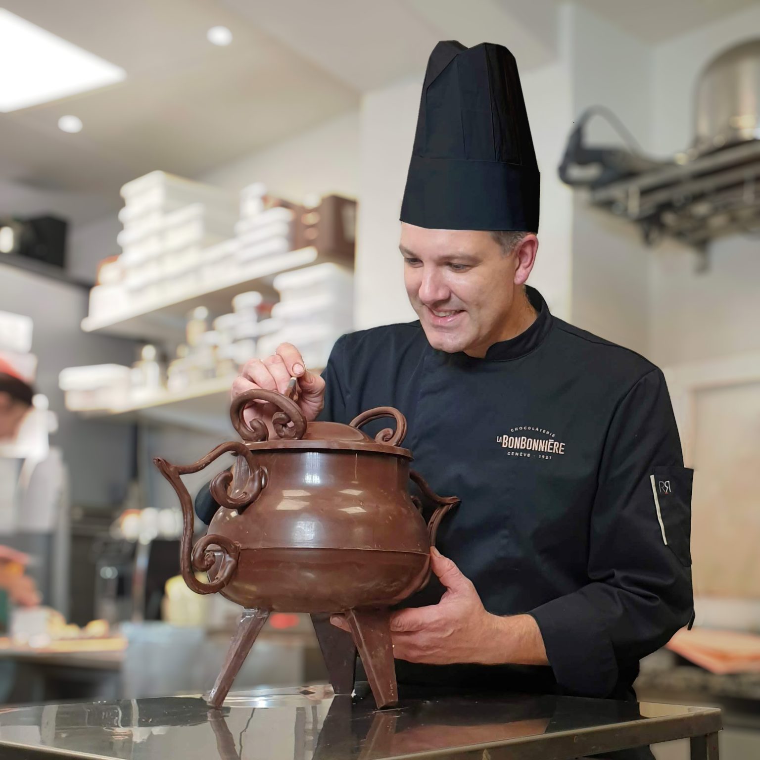 marmite escalade geneve - La Bonbonnière Chocolaterie Genève
